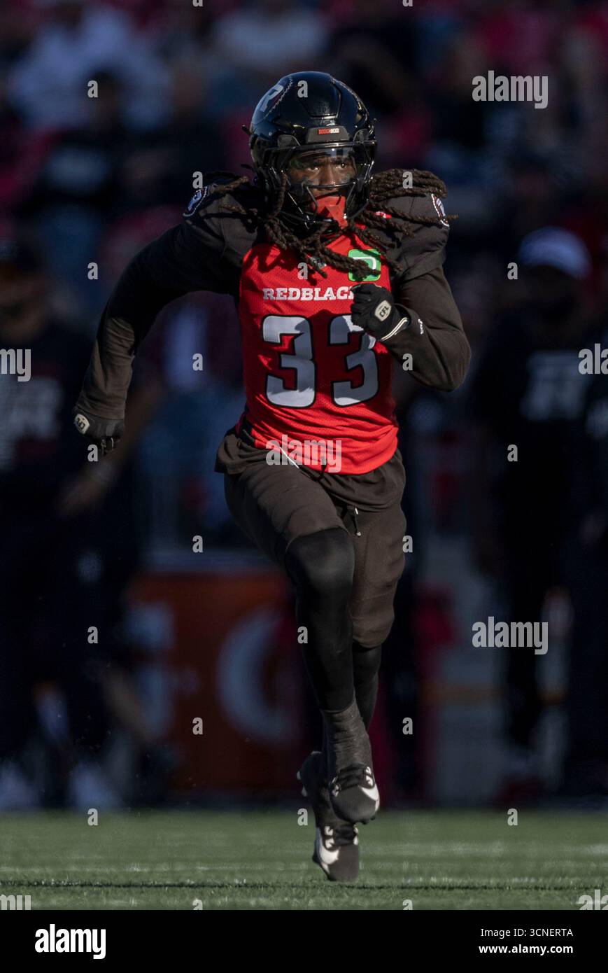Ottawa, Canada. 20 Sep 2025. Deandre LAMONT (33) of the Ottawa ...