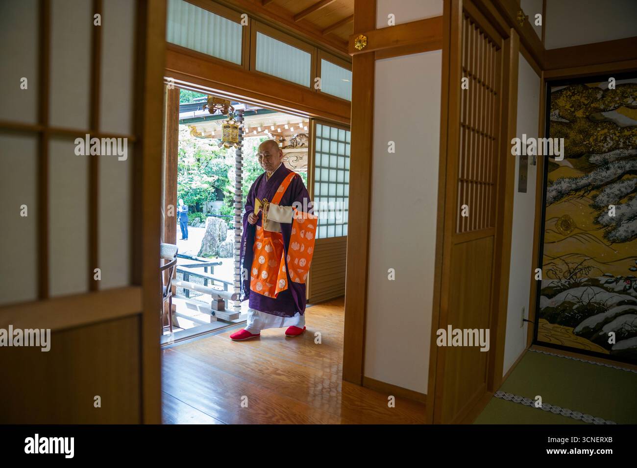 Head Priest Eimyo Miyata at Sojiin Temple in Koyasan, a historical ...