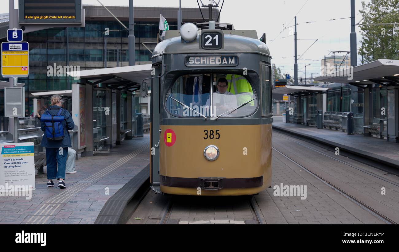ROTTERDAM, NETHERLANDS - SEPTEMBER 13, 2025 - Vintage tram arriving at ...