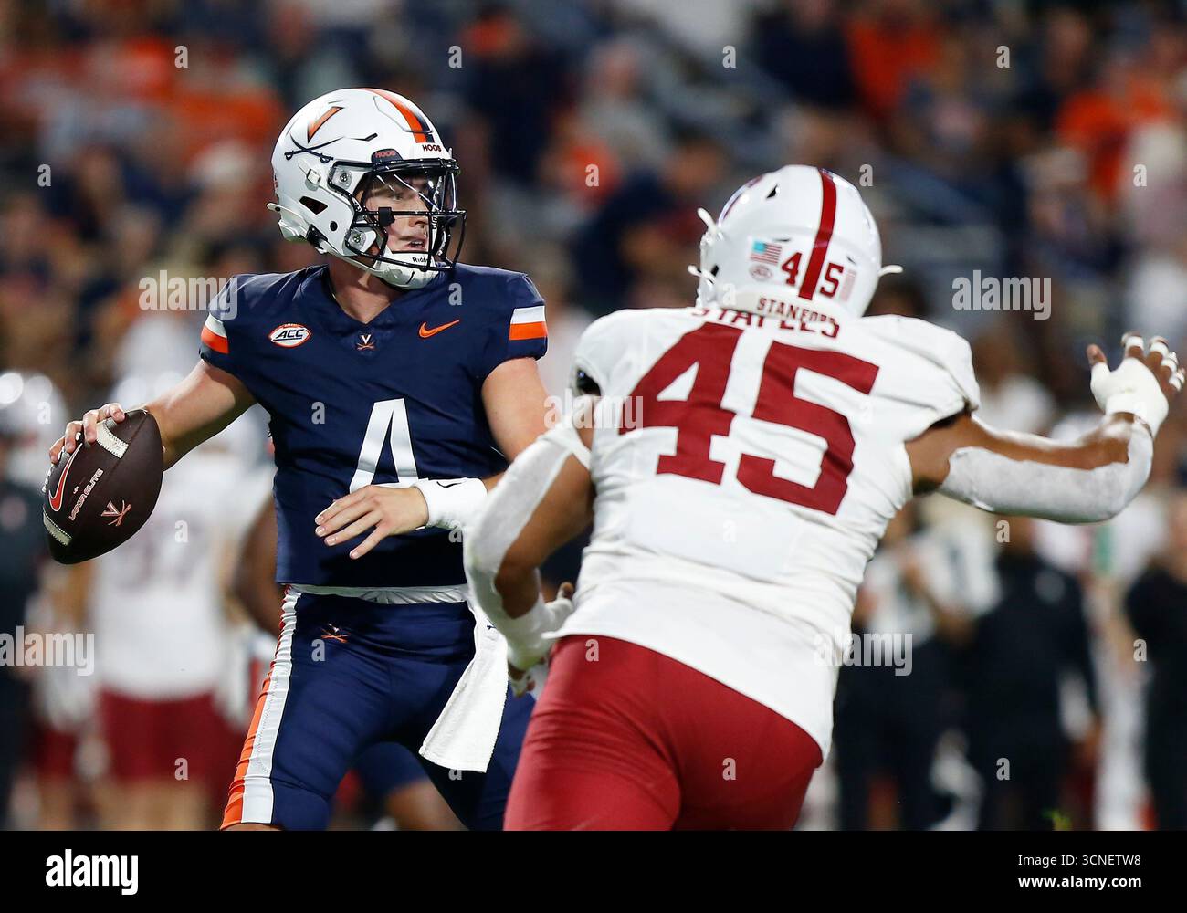 CHARLOTTESVILLE, VA - SEPTEMBER 20: Virginia Cavaliers quarterback ...