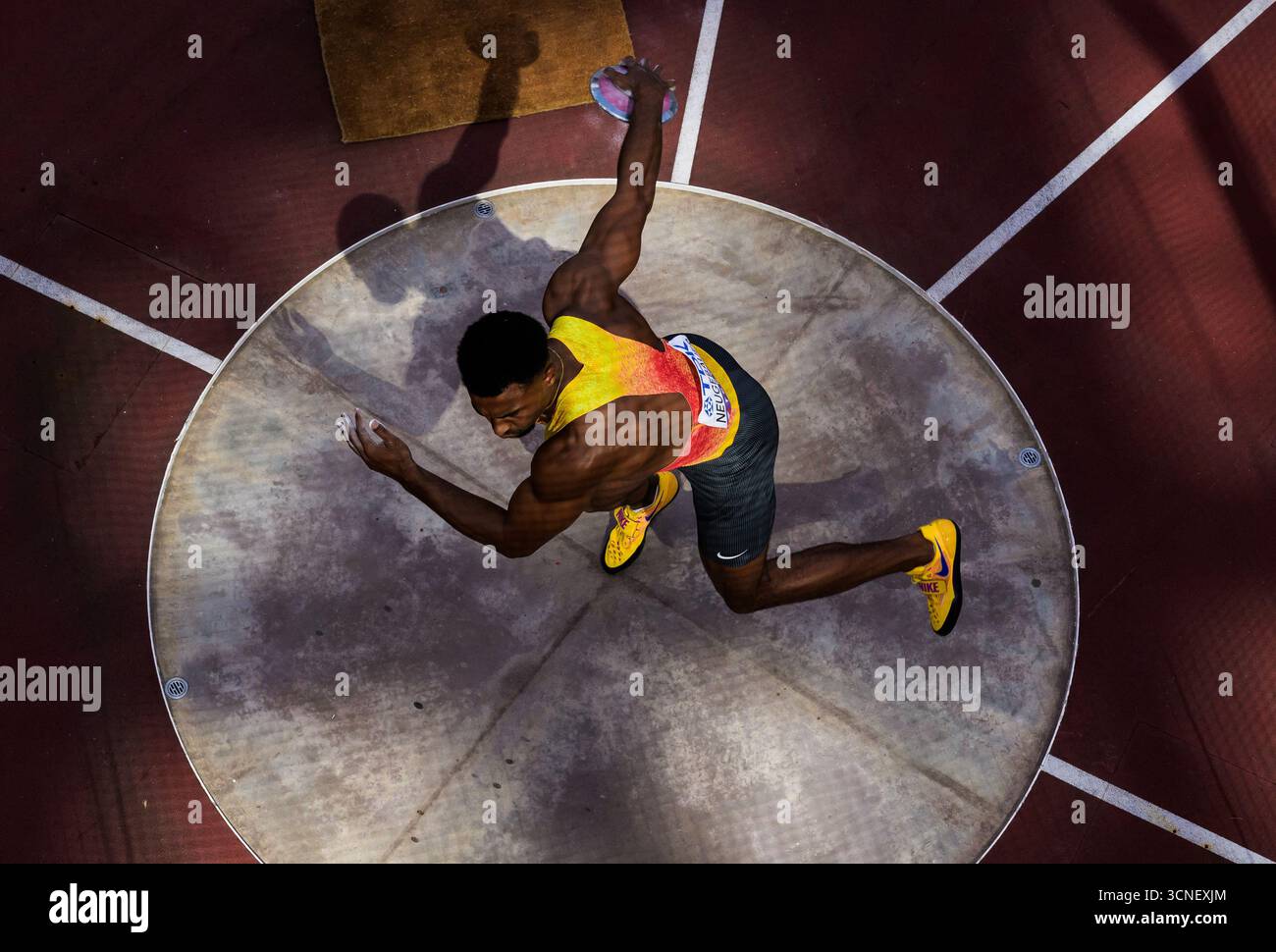 250921 Leo Neugebauer of Germany competes in men's decathlon discus ...