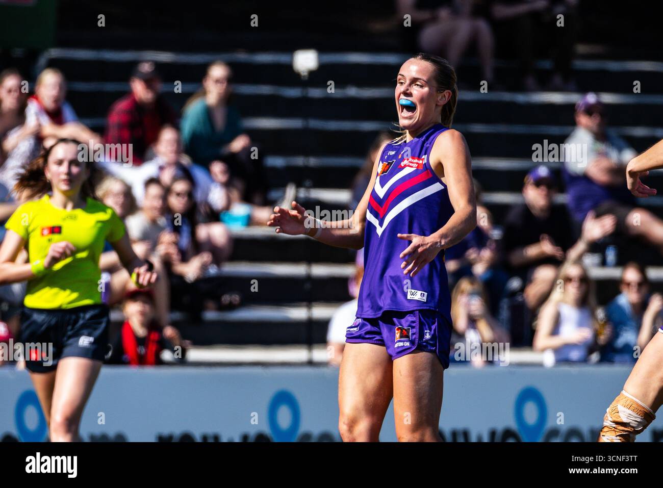 Action from the AFLW Round 6 match between Fremantle Dockers and ...