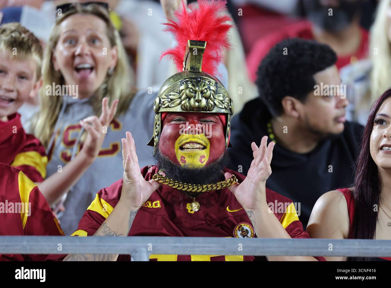 LOS ANGELES, CA - SEPTEMBER 20: A USC Trojans fan shows his support ...