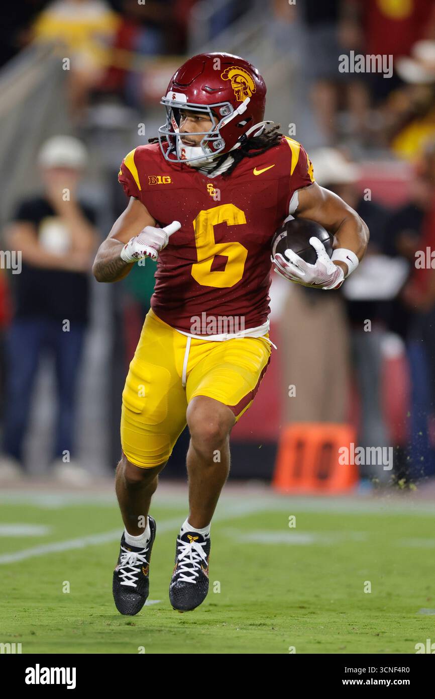 LOS ANGELES, CA - SEPTEMBER 20: USC Trojans wide receiver Makai Lemon ...