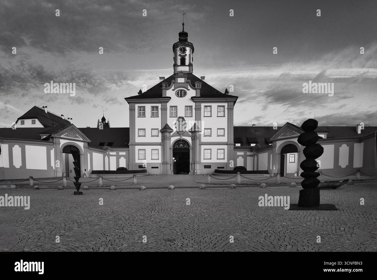 Altshausen Schloss Altshausen in stimmungsvoller Schwarzweißaufnahme ...