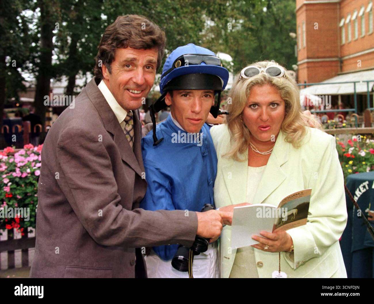 File photo dated 22/08/97 of chatshow hosts John Stapleton and Vanessa ...