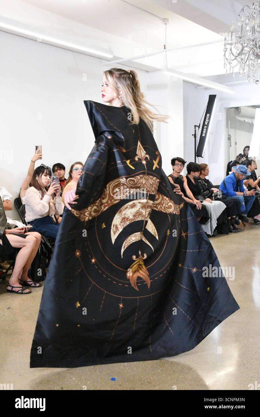 September 20, 2025, %G: (NEW) Couture Fashion Week 2025 in New York ...