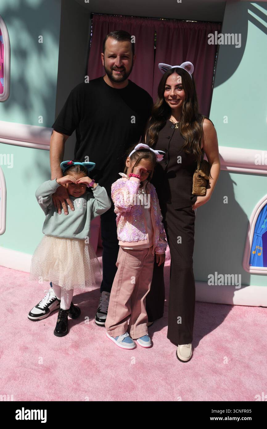 Los Angeles, California, USA 20th September 2025 Alexandra Lourdes and ...