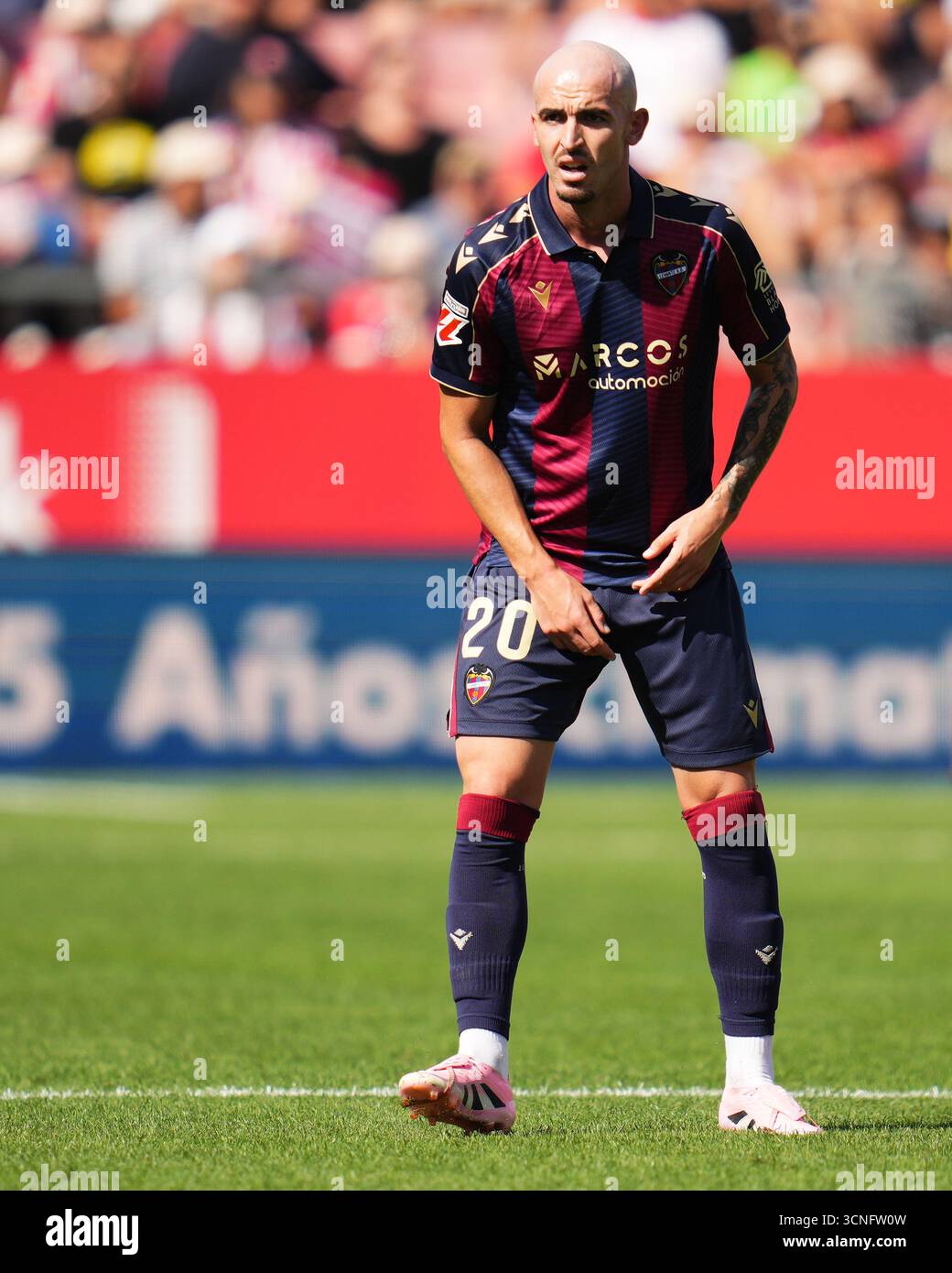 Oriol Rey of Levante UD during the La Liga match 2025-2026, date 5 ...