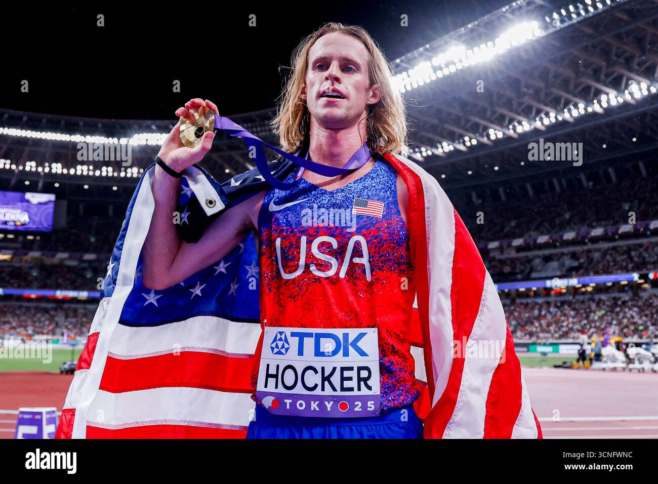 winner Cole Hocker of United States of America celebrates and shows his ...