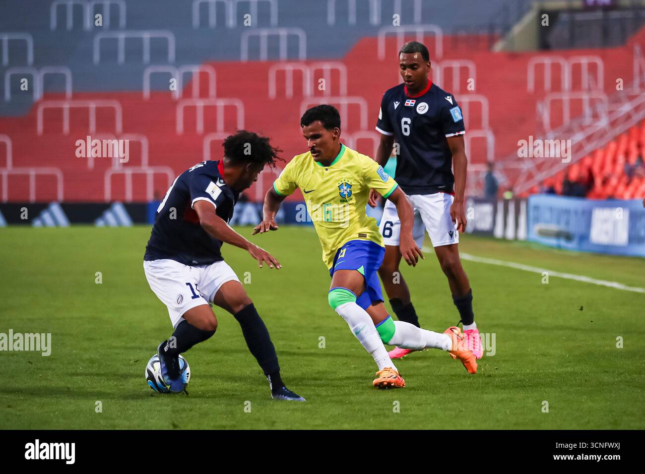 Dominican republic u20 fans hi-res stock photography and images - Alamy