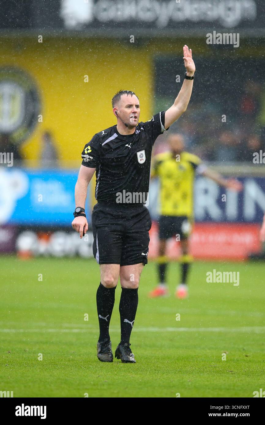The Exercise Stadium, Harrogate, England - 20th September 2025 Referee ...