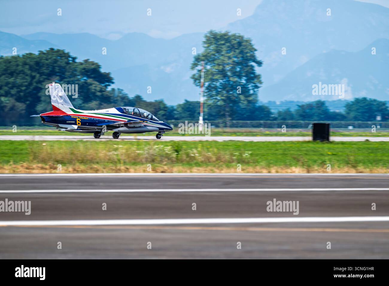 Exhibition tricolor arrows hi-res stock photography and images - Alamy