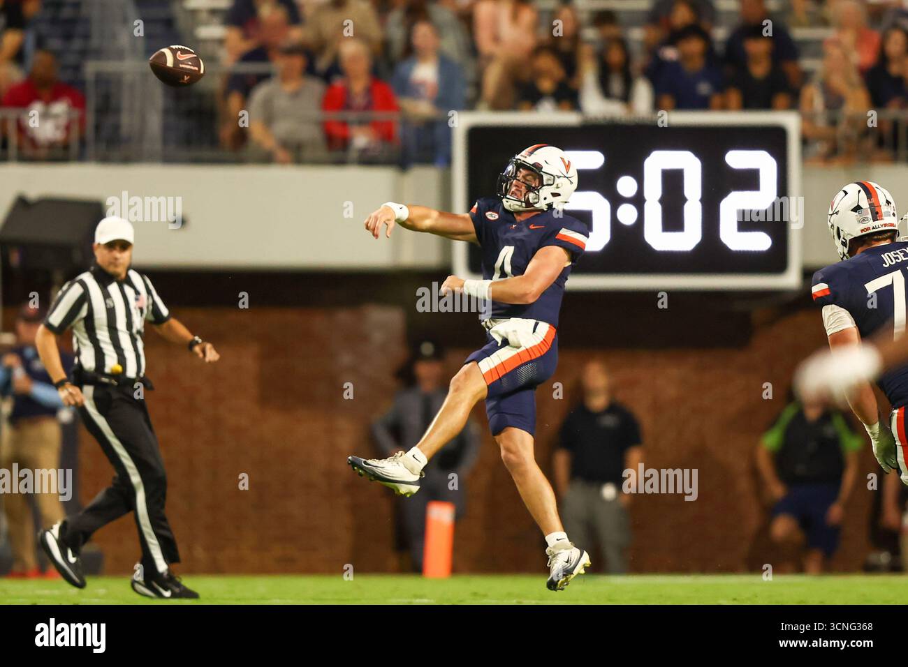 Charlottesville, VA: Virginia Cavaliers quarterback Chandler Morris (4 ...