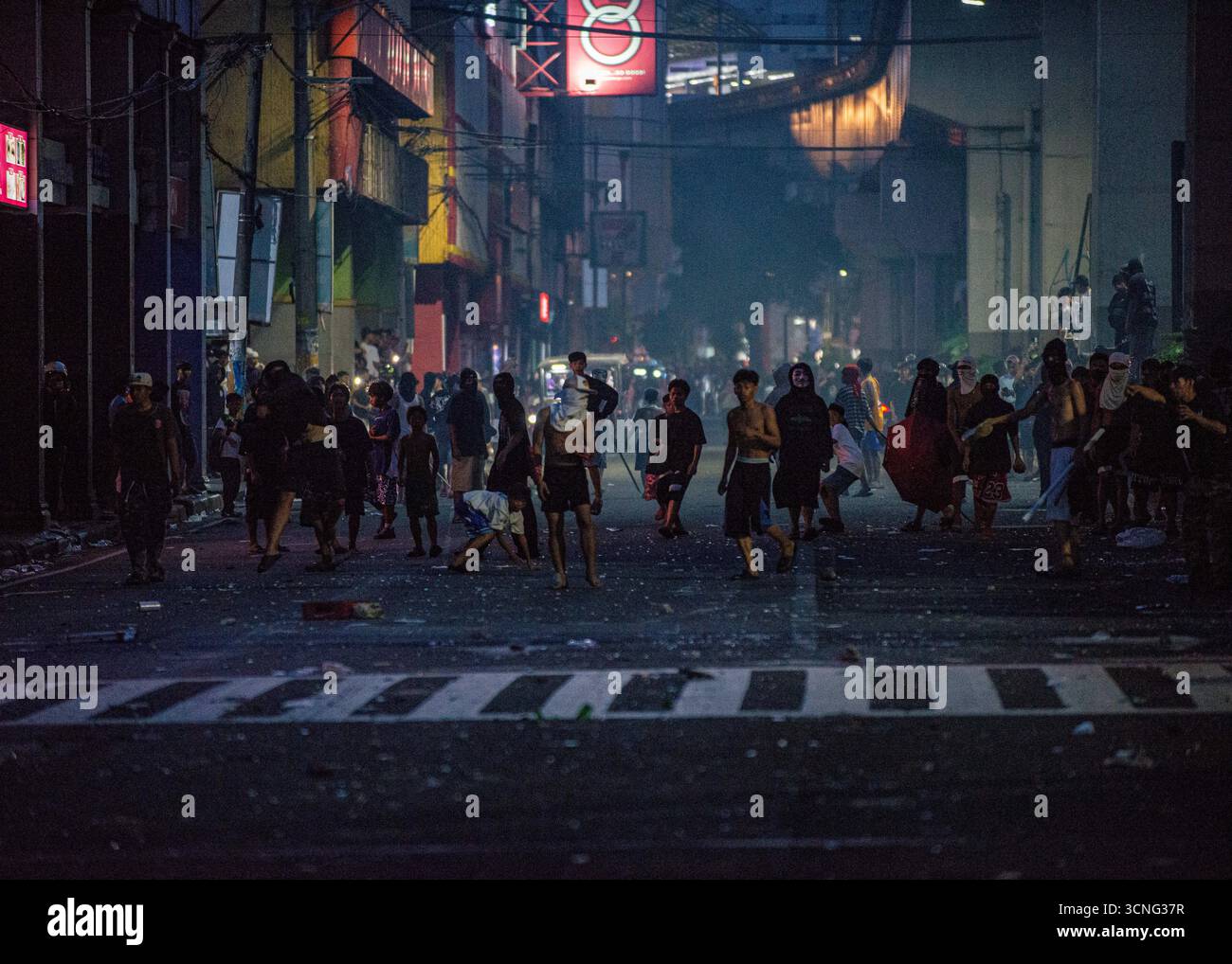 Manila, Manila, Philippines. 21st Sep, 2025. protesters and arsonists ...