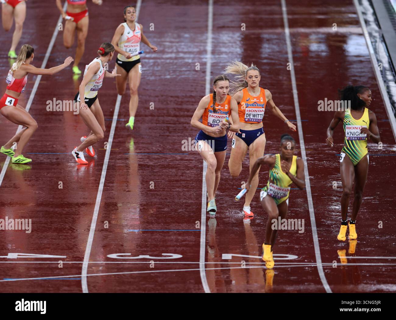 Netherlands' Lieke KLAVER, Lisanne DE WITTE and Femke BOL and other ...
