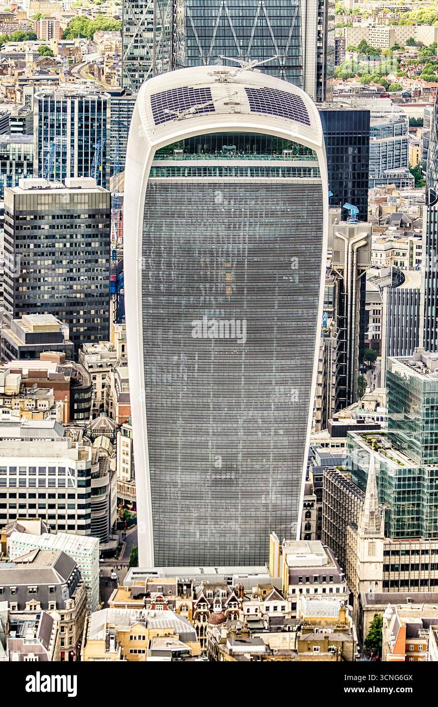 LONDON - MAY 29: The 20 Fenchurch Street aka Walkie Talkie building in ...