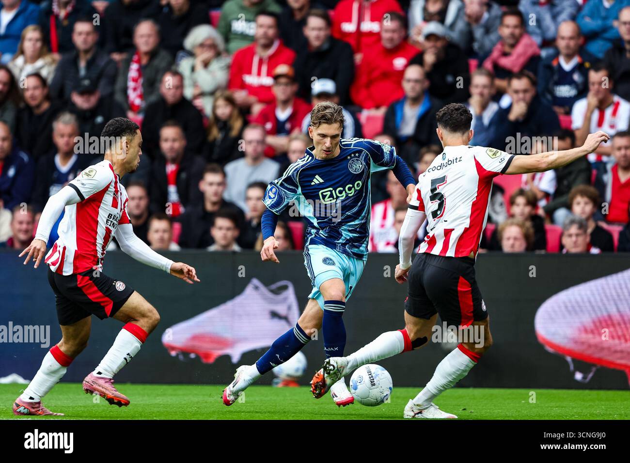 EINDHOVEN , 21-09-2025 , Philips Stadium , season 2025 / 2026 , Dutch ...