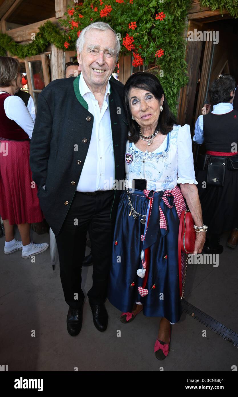 Erich Sixt mit Frau Regine / Käfer-Zelt / / Oktoberfest / Wiesn ...