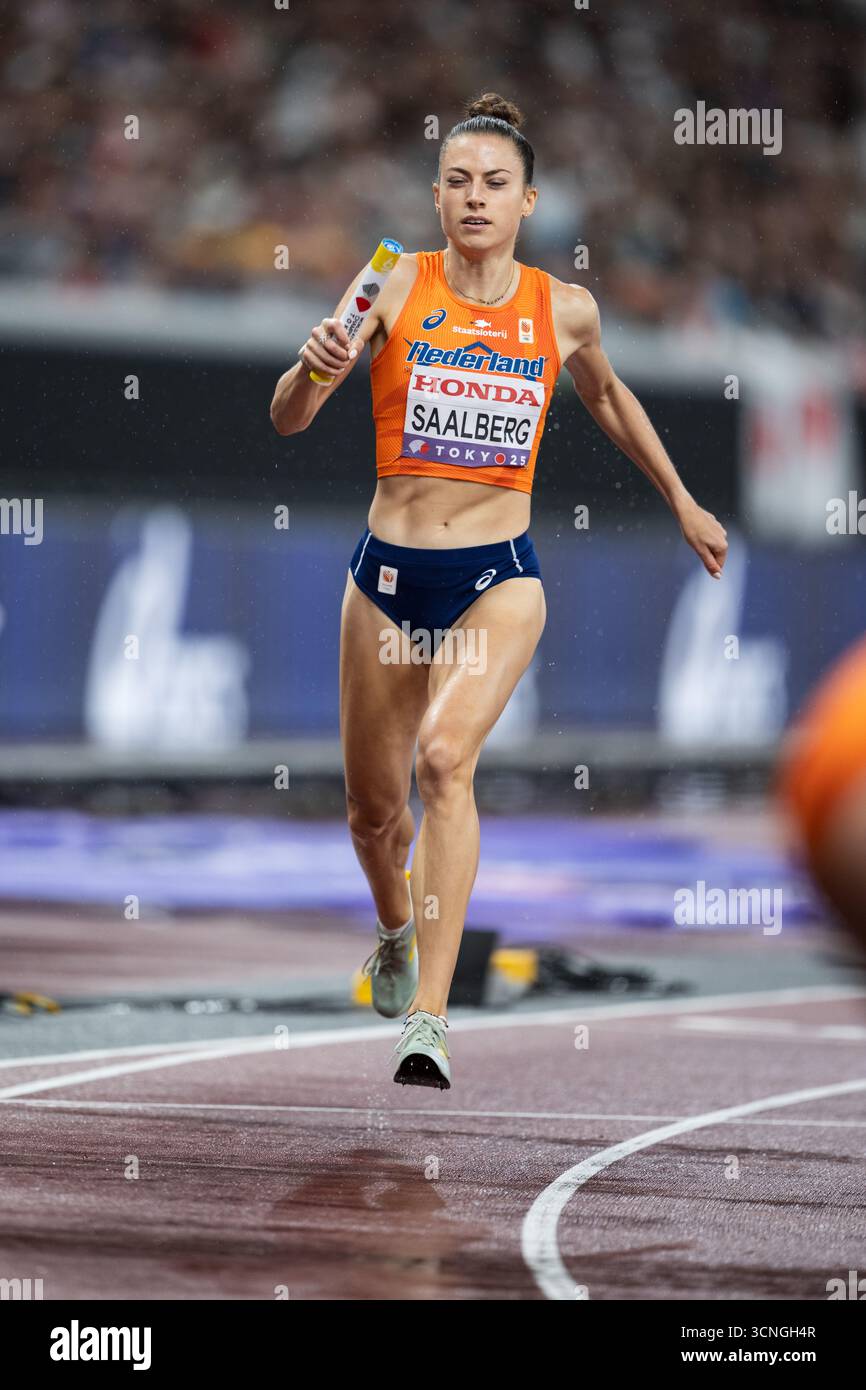 Team NL’s Eveline Saalberg of the Netherlands during the Women's 4X400m ...