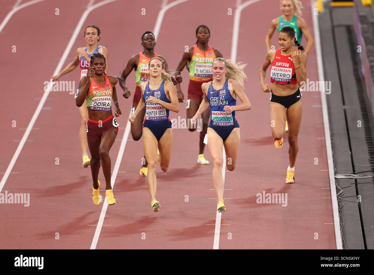 Great Britain's Georgia Hunter Bell (L) and Keely Hodgkinson compete in ...