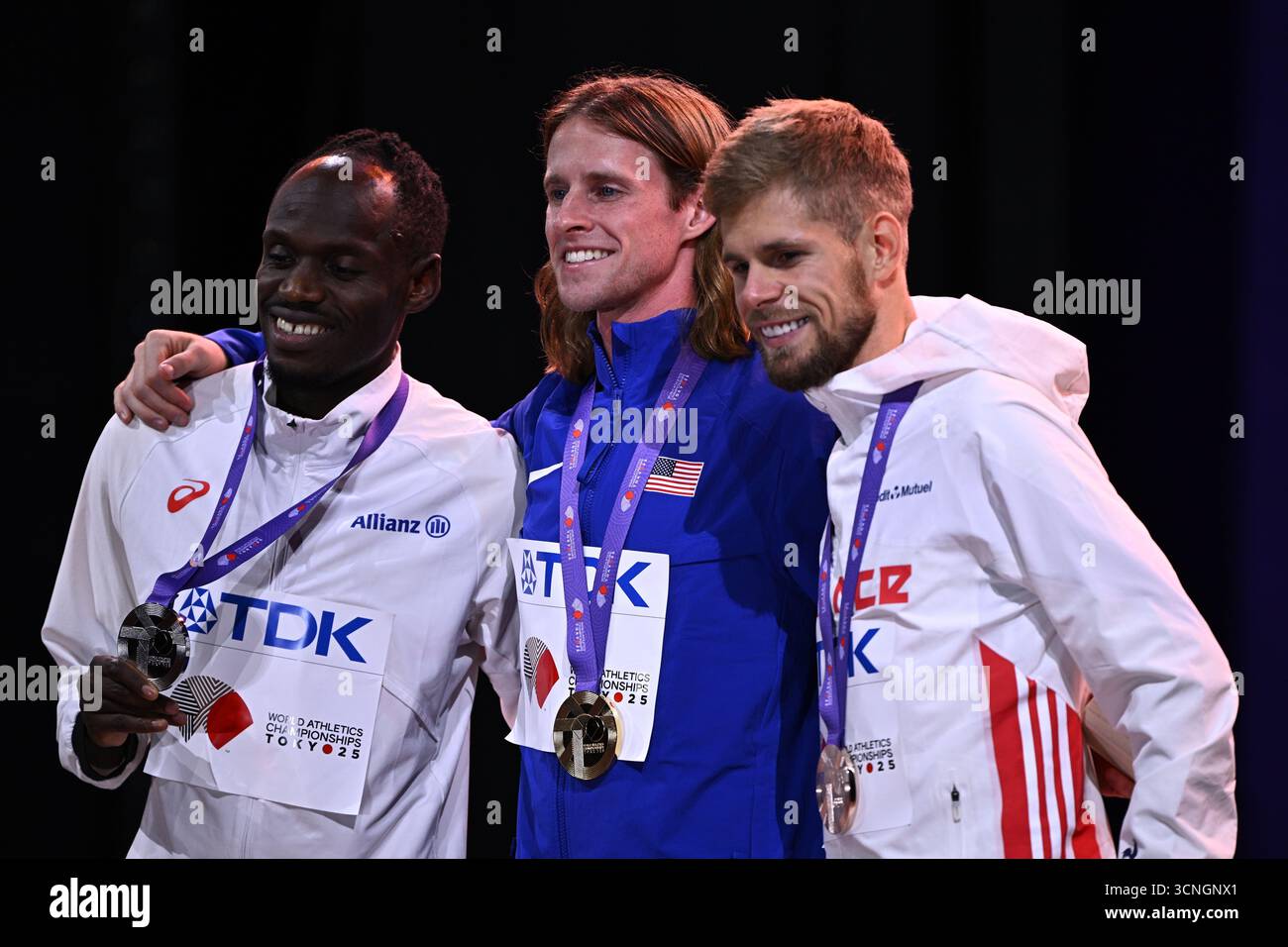 Tokyo, Japan. 21st Sep, 2025. Belgian Isaac Kimeli, US Cole Hocker and ...