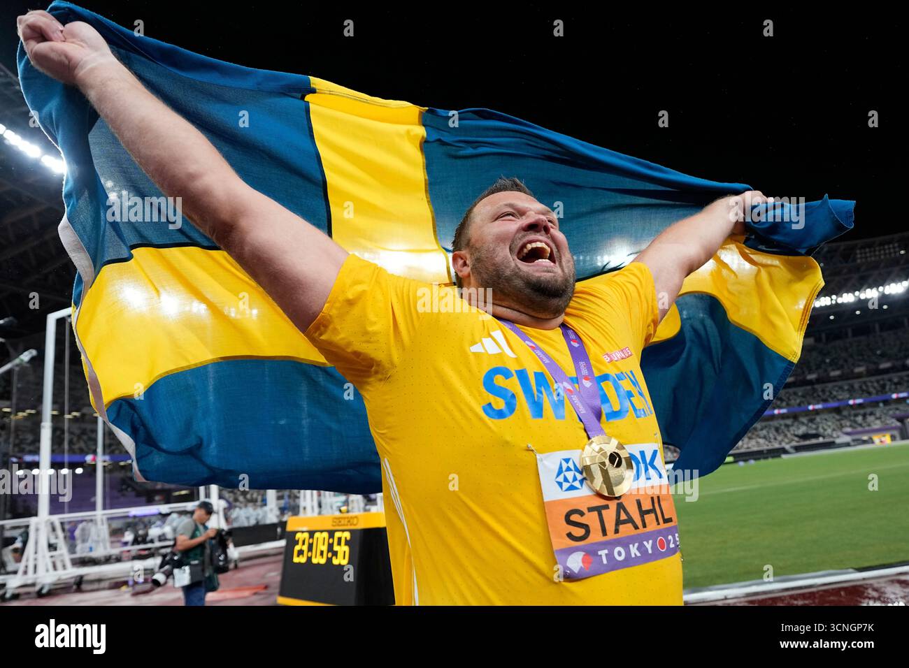 Sweden's Daniel Stahl reacts after winning the men's discus throw final ...
