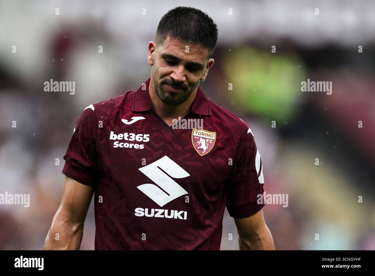 Giovanni Simeone of Torino FC looks dejected during the Serie A ...