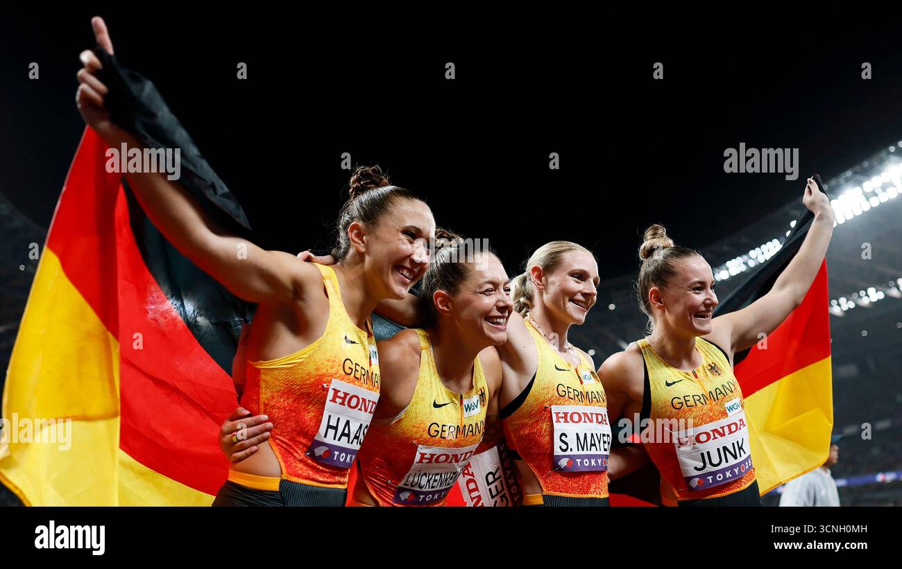 Die 4x100m-Staffel l?uft mit Sina Meyer, Sophia Junk, Rebekka Haase und ...