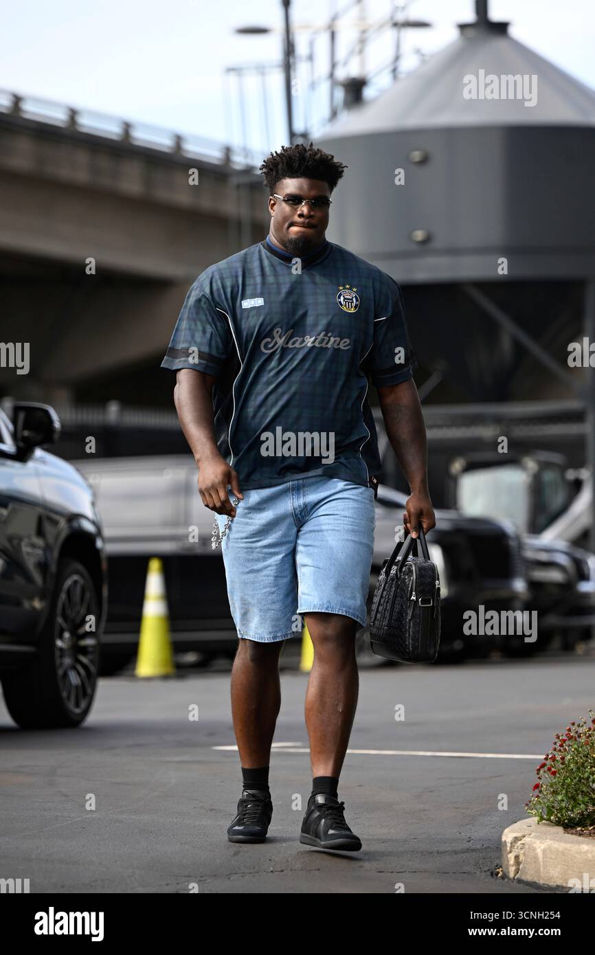 Philadelphia Eagles defensive tackle Jordan Davis arrives at Lincoln ...