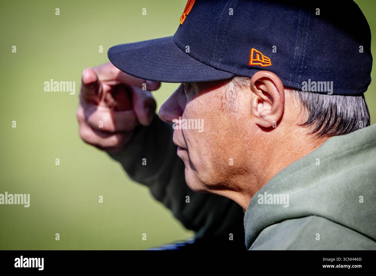 ROTTERDAM - Coach 'T HOEN Evert-Jan of the Netherlands in action ...
