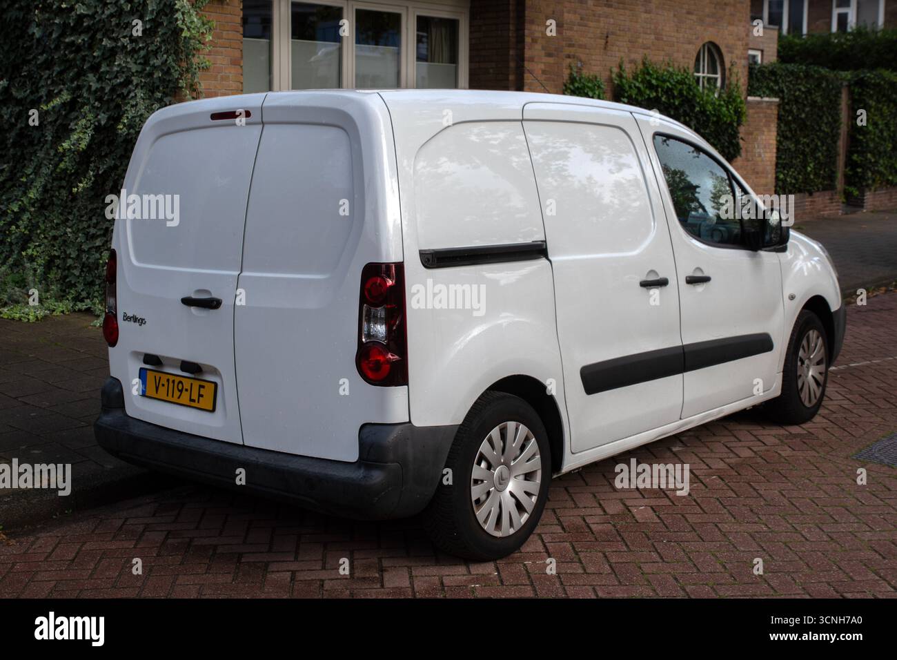 White Citroen Berlingo Car At Amsterdam The Netherlands 21-9-2025 Stock ...