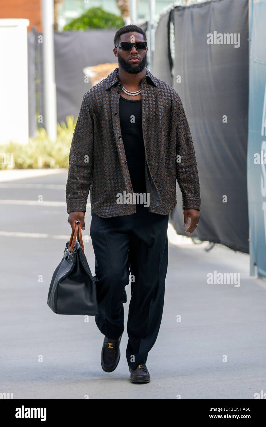 Jacksonville Jaguars defensive end Josh Hines-Allen arrives at TIAA ...
