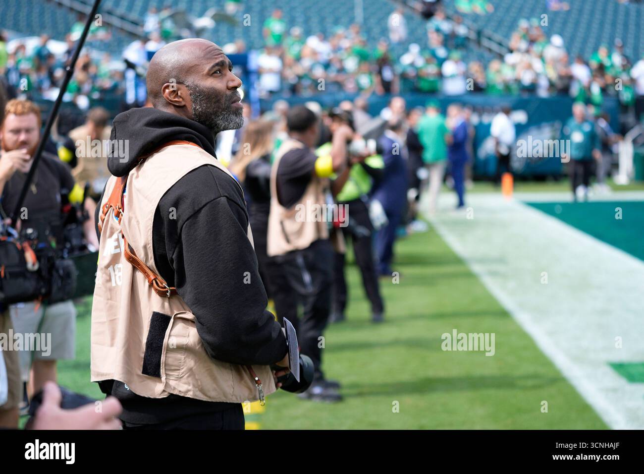 Formers Philadelphia Eagles' Malcolm Jenkins is seen photographing on ...
