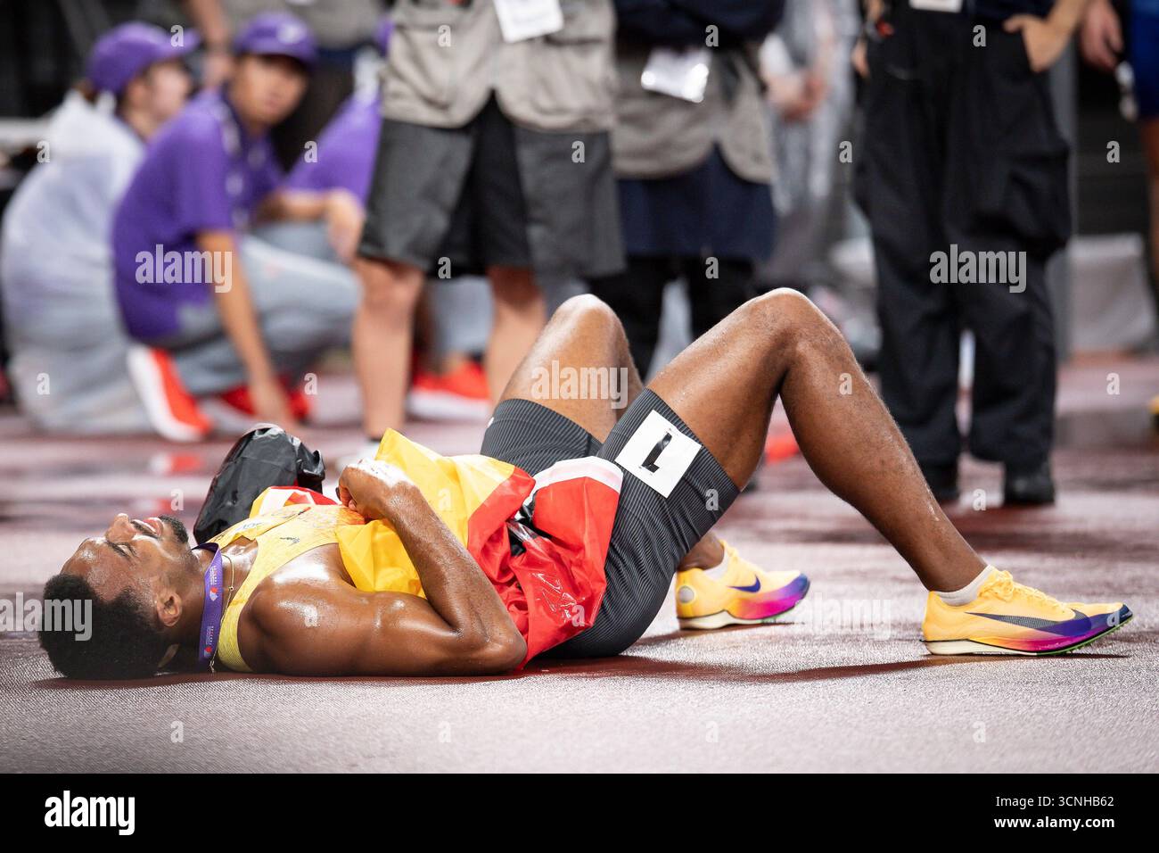 Leo Neugebauer (GER) ist nach den 1500m im Zehnkampf v?llig fertig, ist ...