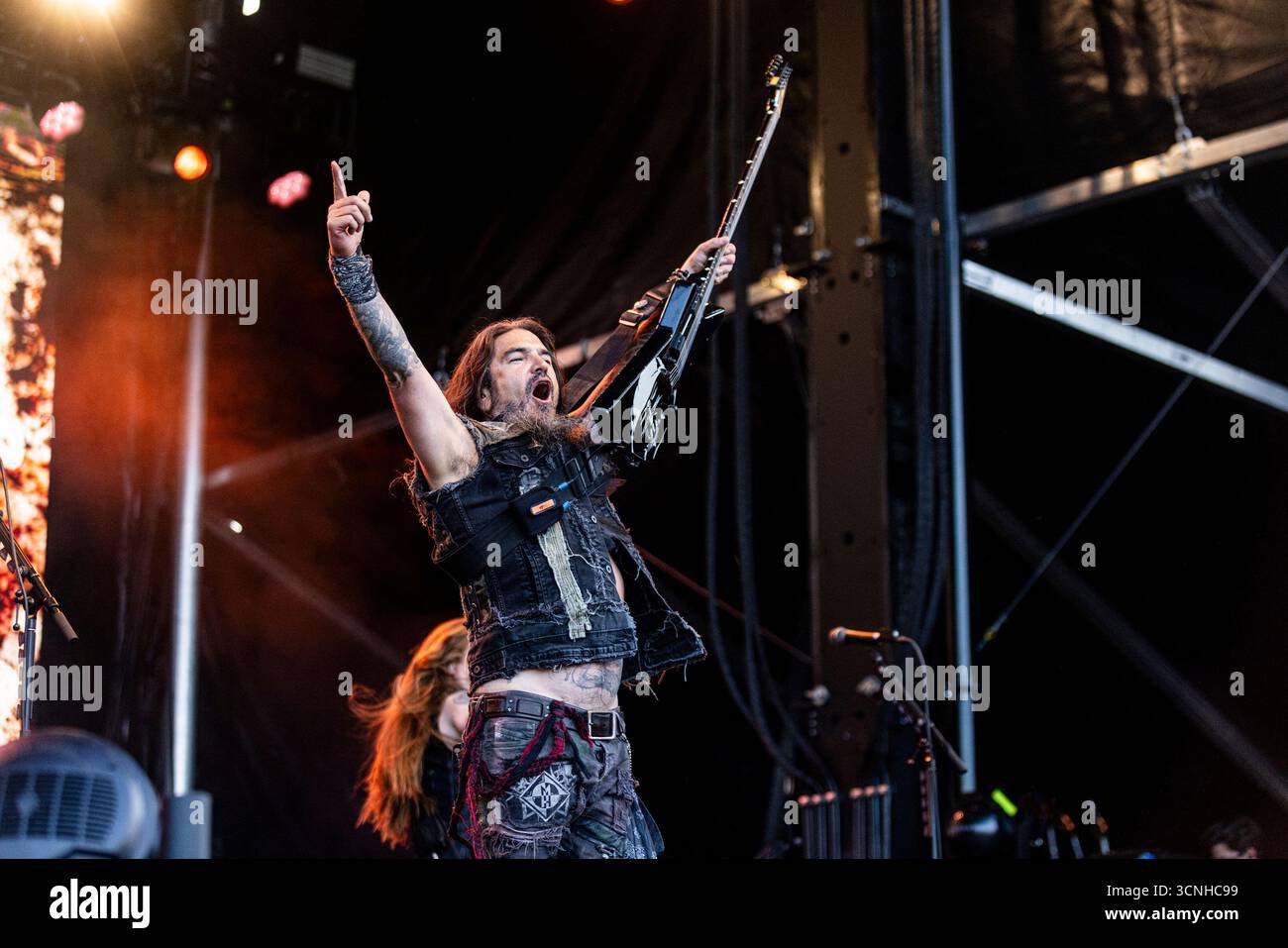 Robb Flynn of Machine Head performs during Louder Than Life music ...