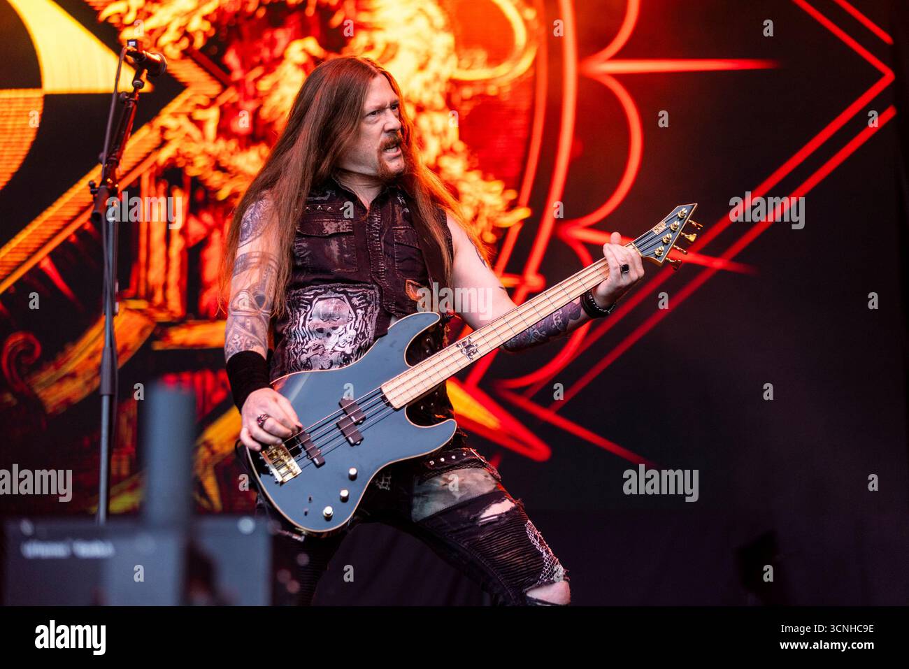 Jared MacEachern of Machine Head performs during Louder Than Life music ...