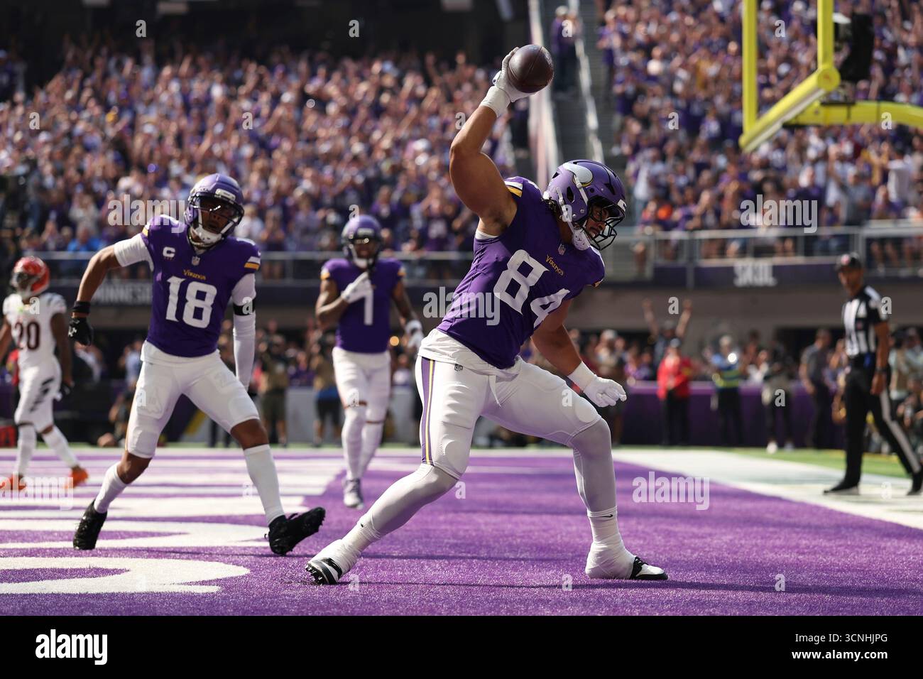Minnesota Vikings tight end Josh Oliver (84) celebrates a touchdown ...