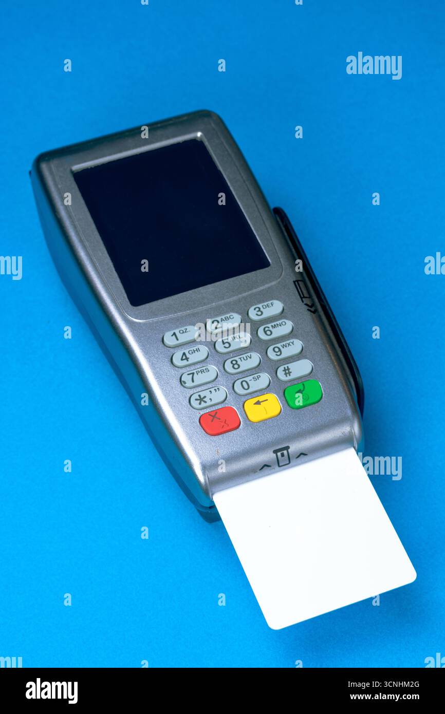 Processing payment modern retail hi-res stock photography and images ...