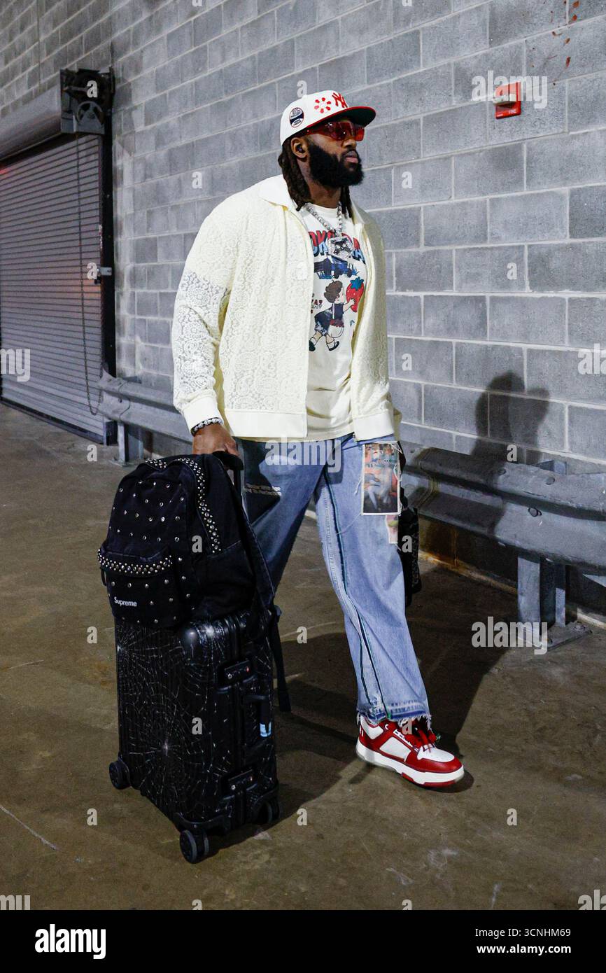 Dallas Cowboys defensive tackle Osa Odighizuwa (97) arrives at Soldier ...
