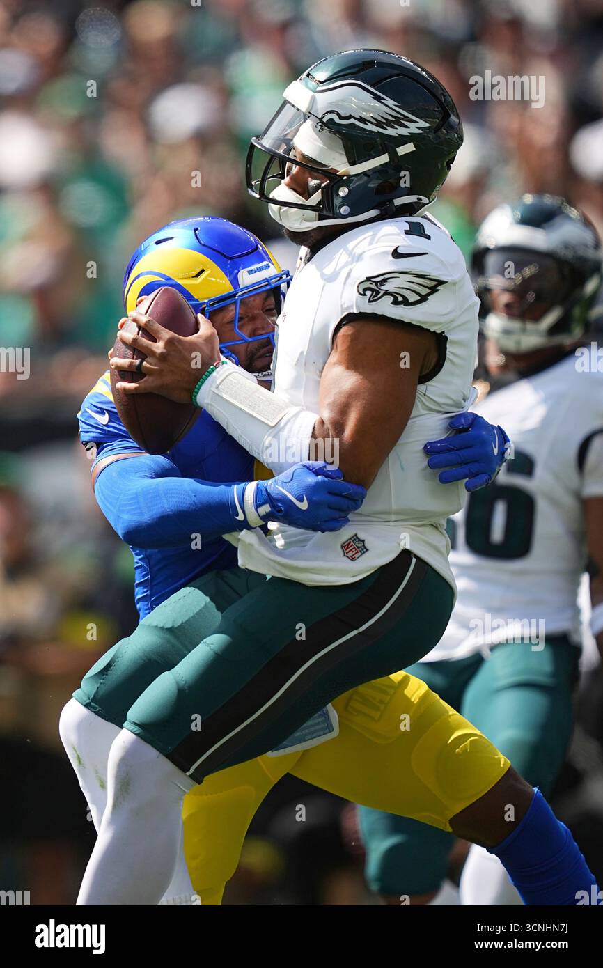 Philadelphia Eagles quarterback Jalen Hurts (1) is sacked by Los ...