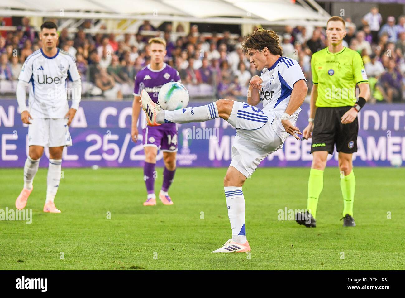 Maximo Perrone (Como) in action during ACF Fiorentina vs Como 1907 ...