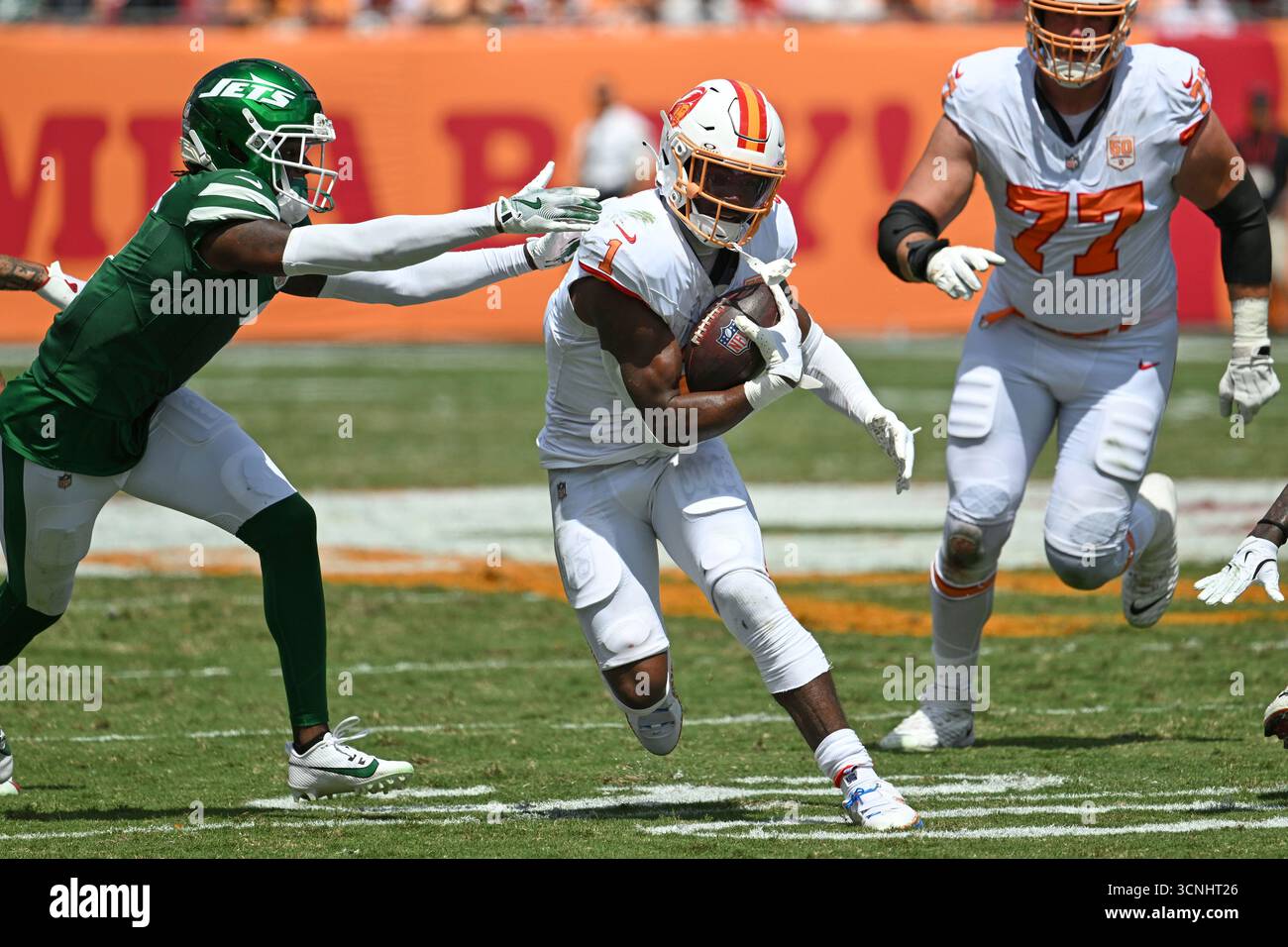 Tampa Bay Buccaneers running back Rachaad White (1) carries the ...