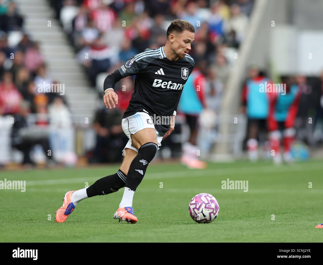 Sunderland, England, 21st September 2025. Matty Cash of Aston Villa ...