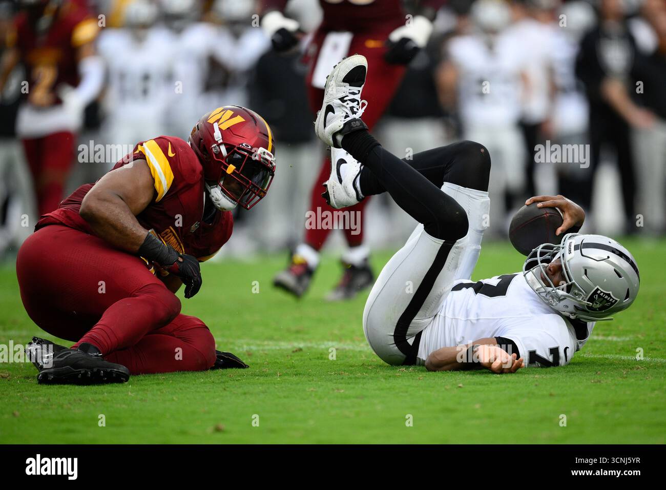 Washington Commanders linebacker Bobby Wagner (54) sacks Las Vegas ...