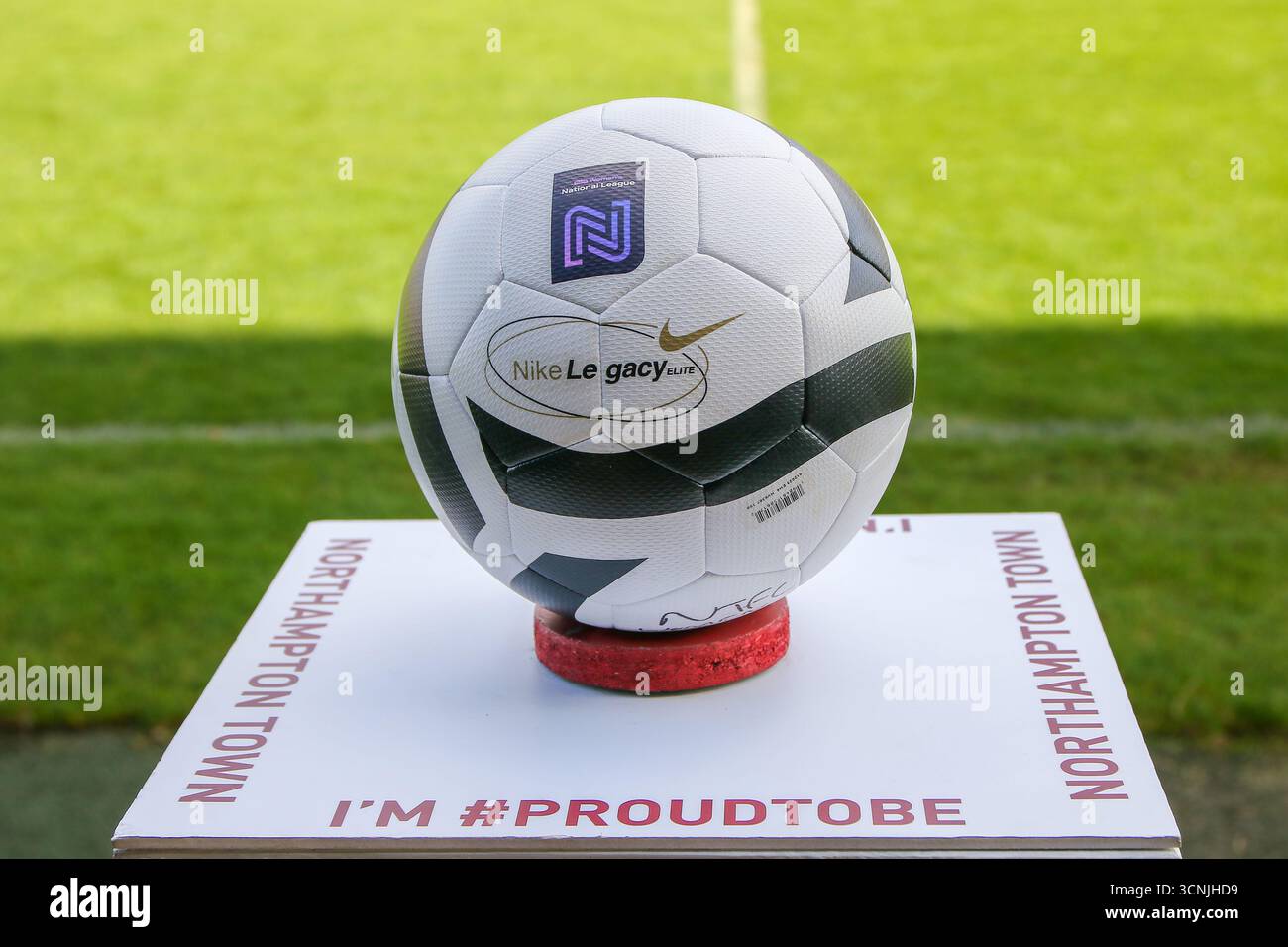 Football match atmosphere hi-res stock photography and images - Alamy