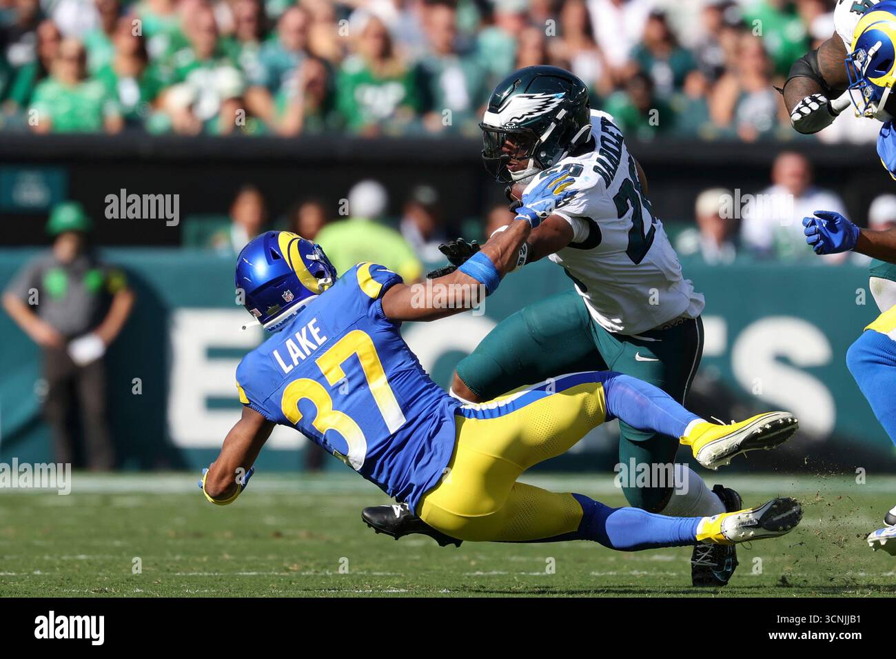 Philadelphia Eagles running back Saquon Barkley runs the ball against ...