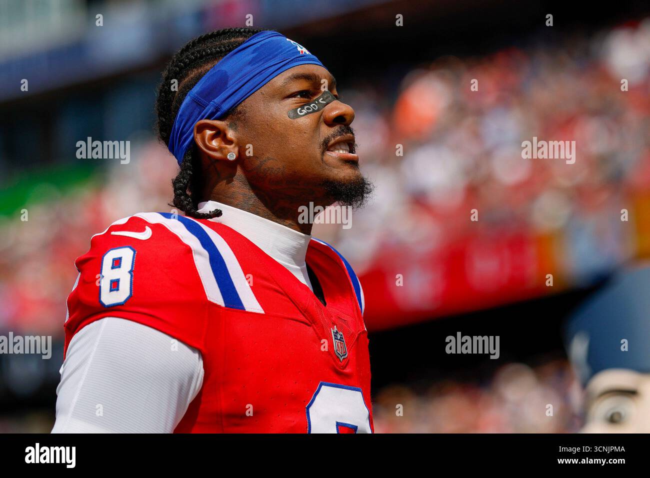 New England Patriots wide receiver Stefon Diggs (8) reacts prior to the ...