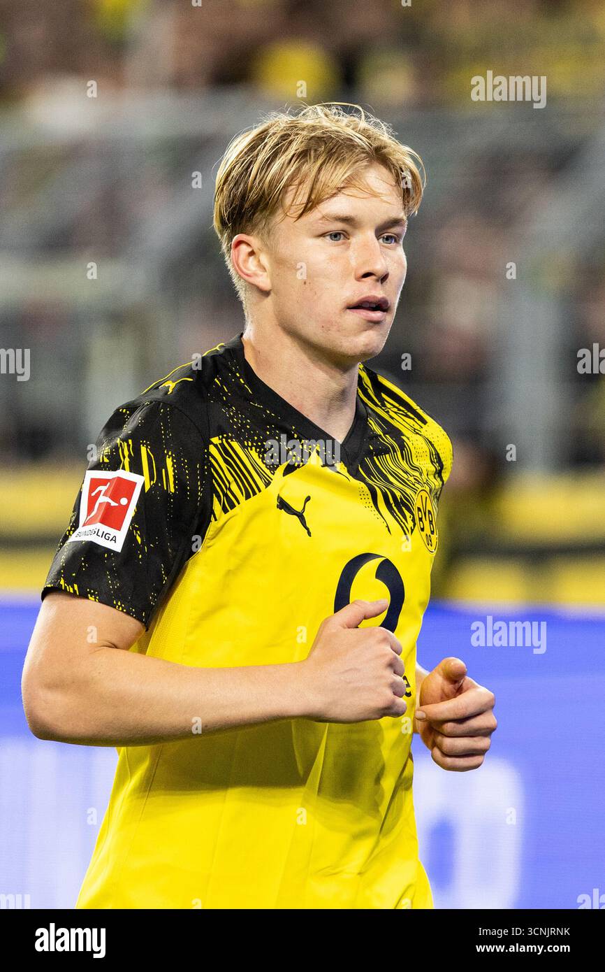 Daniel Svensson (Borussia Dortmund, 24) 1. Fu?ball Bundesliga: Borussia ...