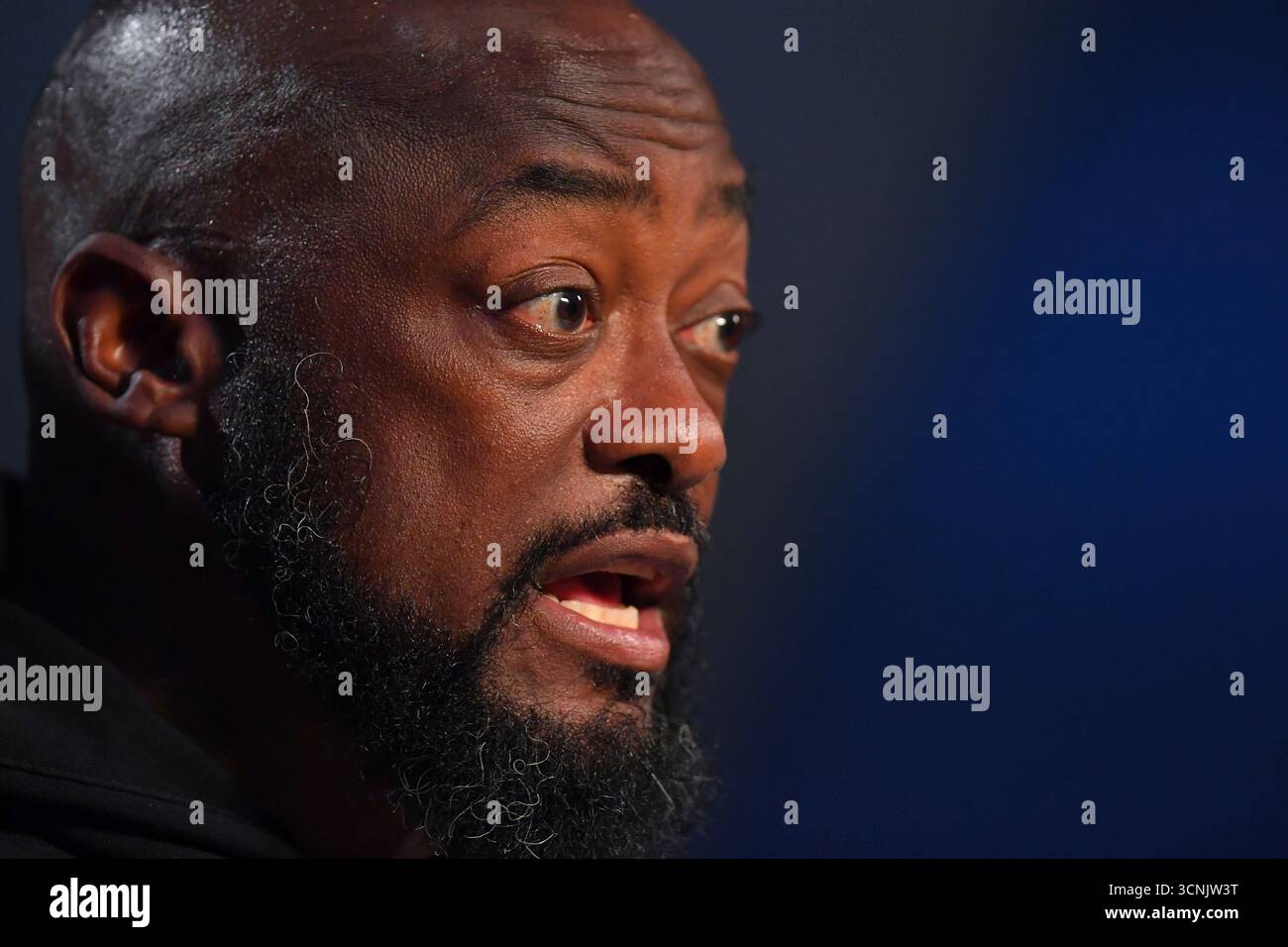 Pittsburgh Steelers head coach Mike Tomlin faces reporters following an ...